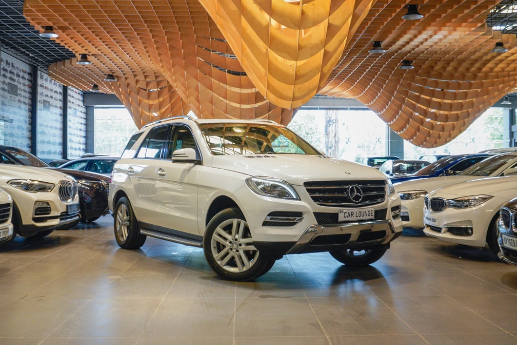 Buy Preowned Mercedes ML 250 CDI 4Matic: Unbeatable Price