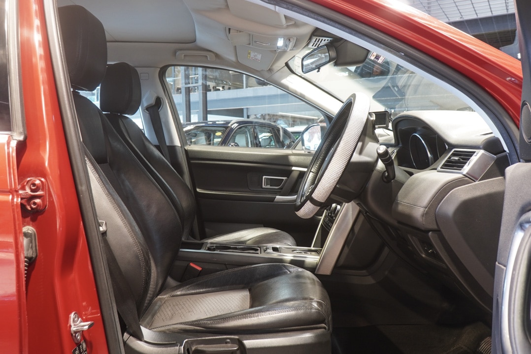 Buy Land Rover Discovery Sport 2.2: Luxury And Performance