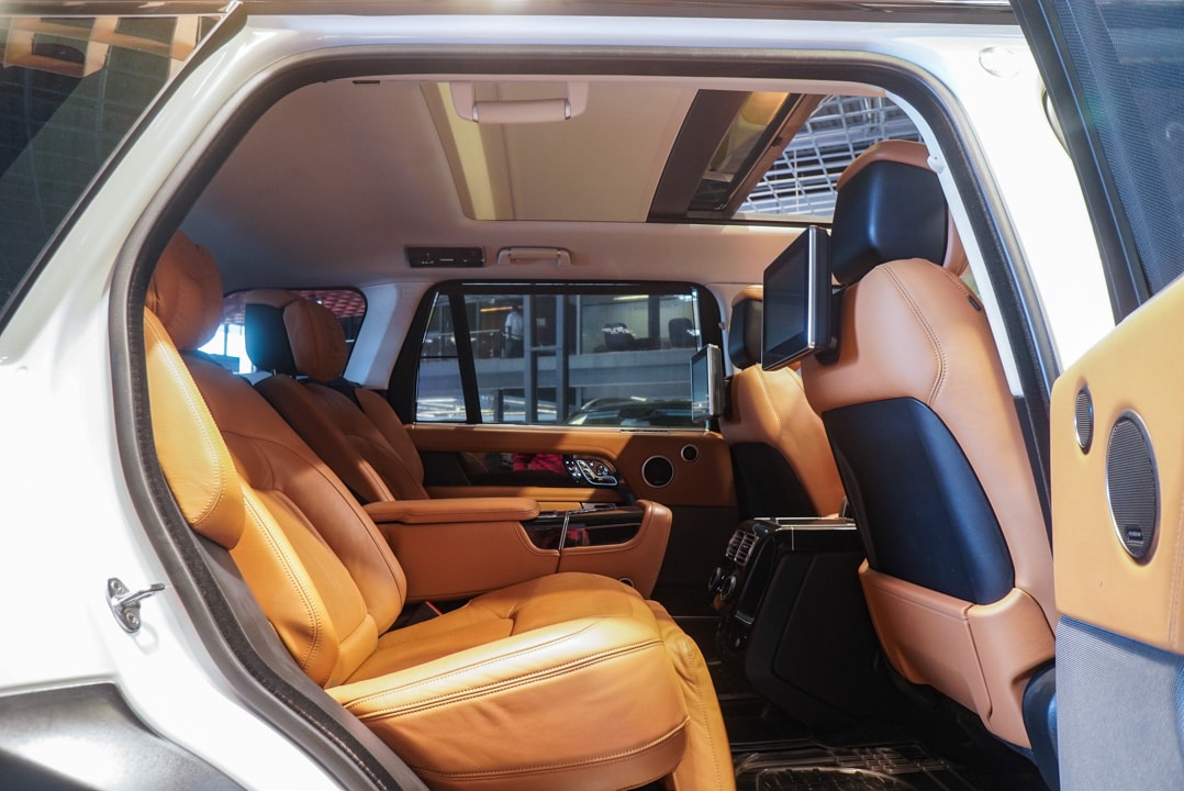 1 Used Range Rover Vogue Autobiography LWB: Luxury SUV