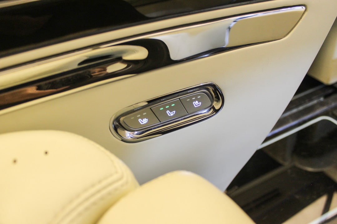 Buy Used Mercedes V220d DC Design Maybach: Beyond Luxury