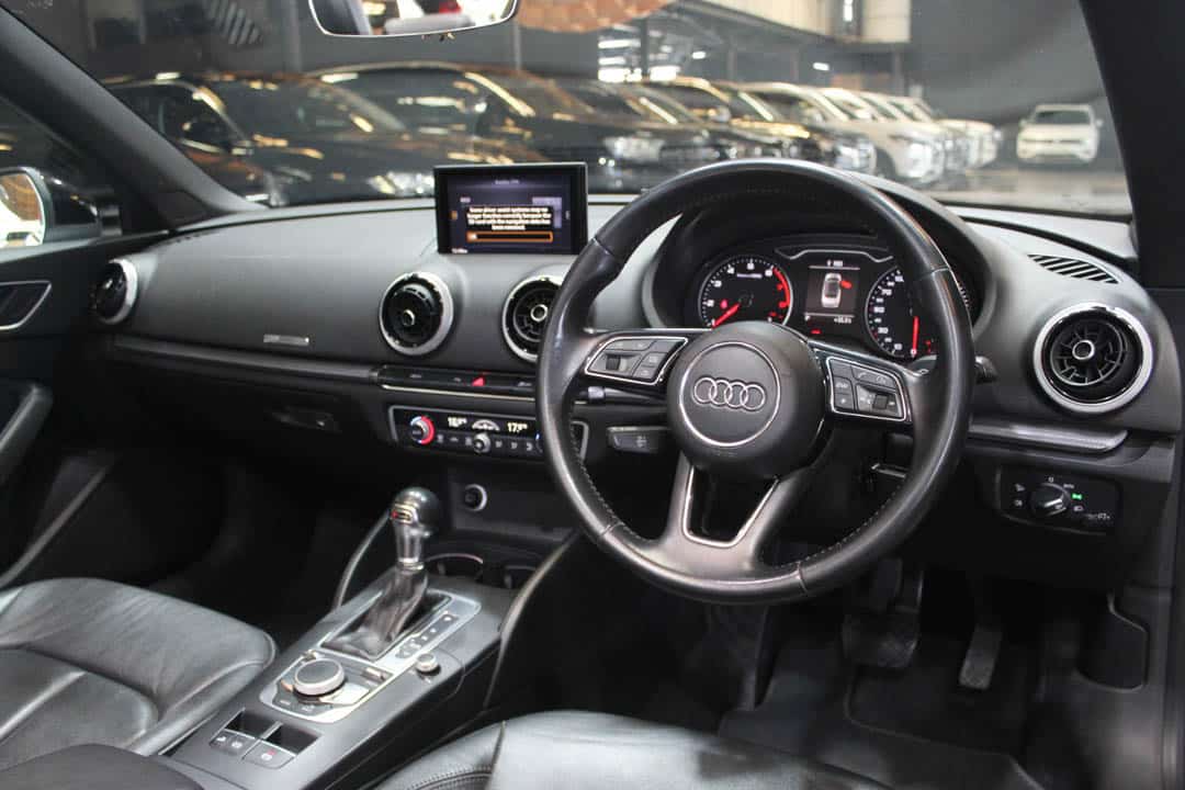Audi A3 Cabriole - S K Car Lounge