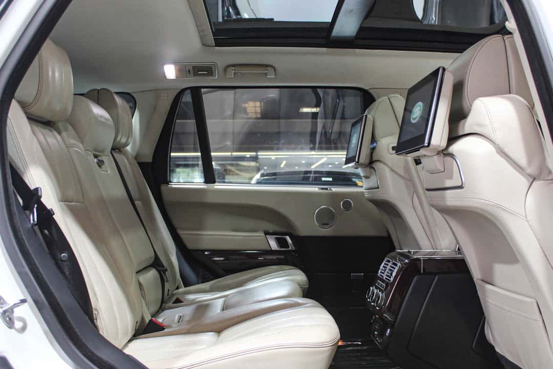Range Rover Vogue Autobiography 4.4L - S K Car Lounge